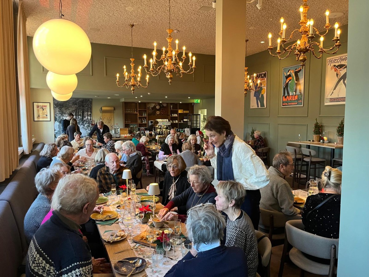 ( foto en video) Roos van der Struis (39) en Valerie Verburg-Stam (37 ...